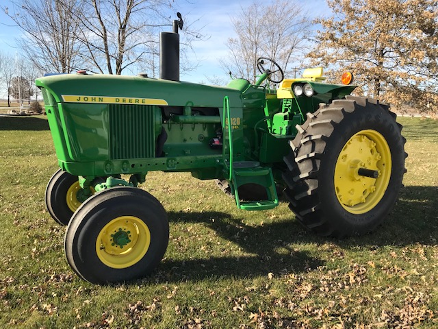 John Deere Custom Color Lawn Tractors - Green Magazine